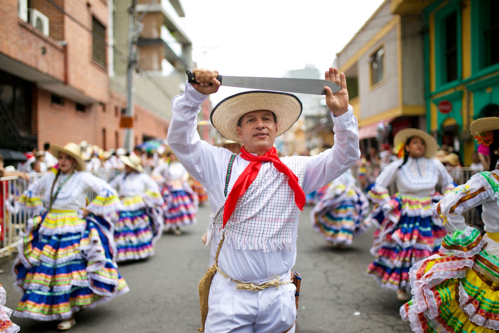 Agéndese con el Desfile Nacional y la elección de la nueva Embajadora ...